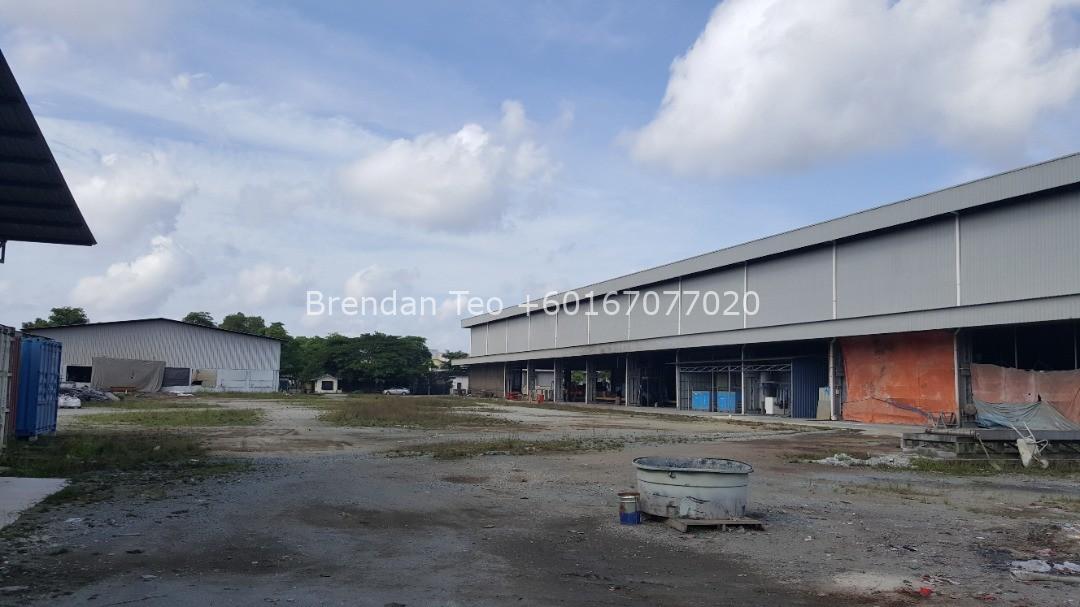 Johor Bandar Penawar Factory with High Power, Big Land and Overhead ...